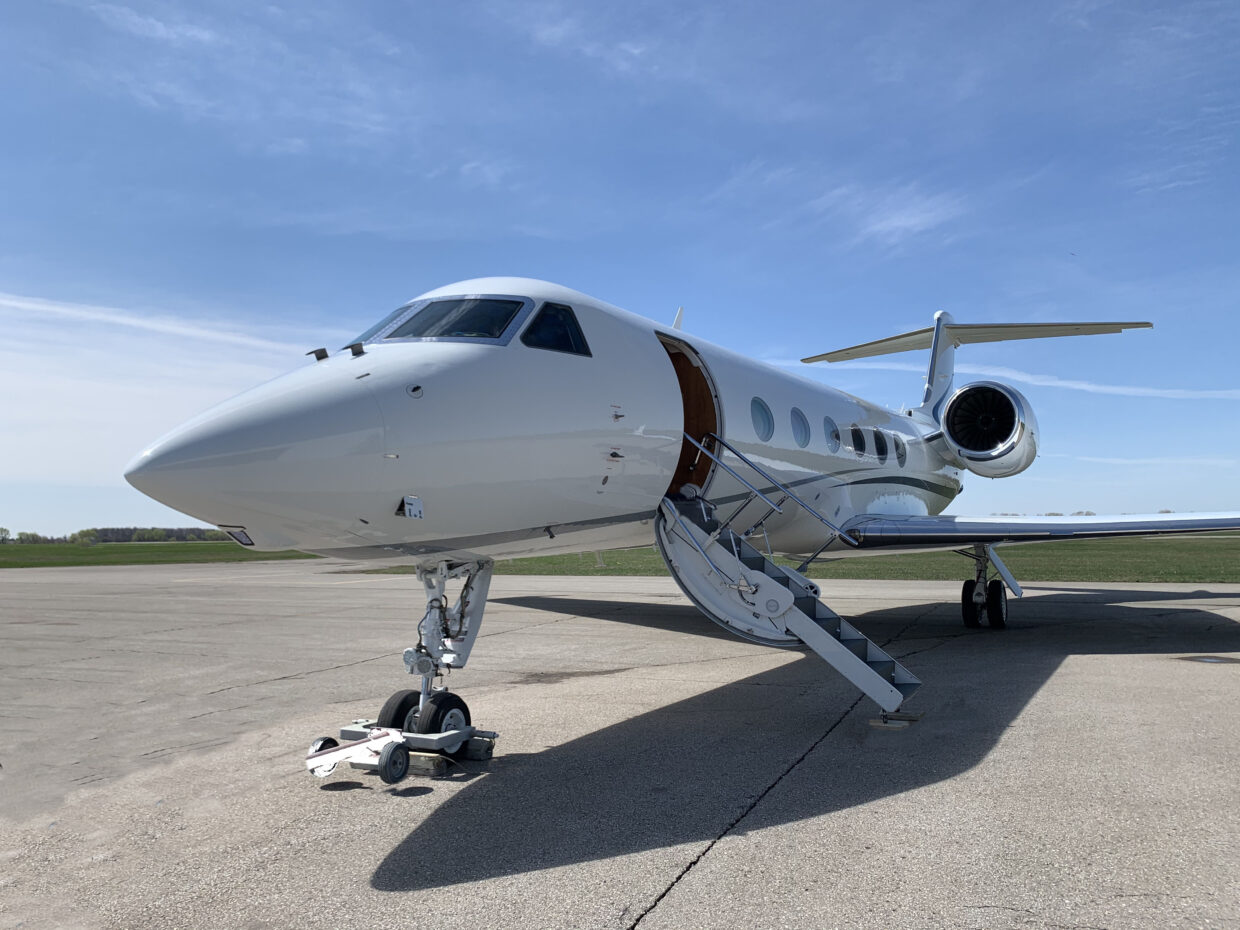Gulfstream G450 - Business Aircraft VIP Refurbishment – New United Goderich