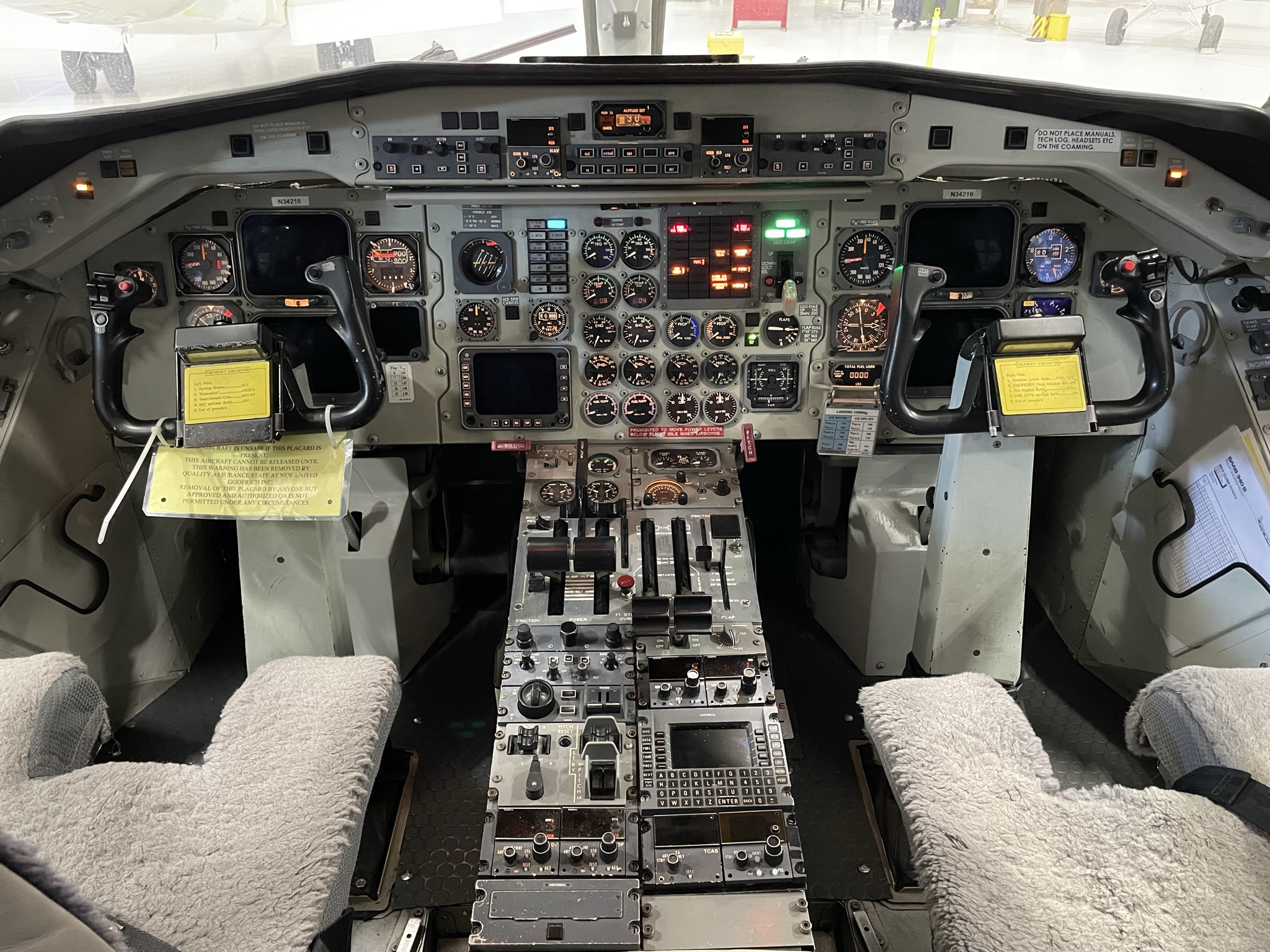 Avionics technology in modern aircraft – New United Goderich